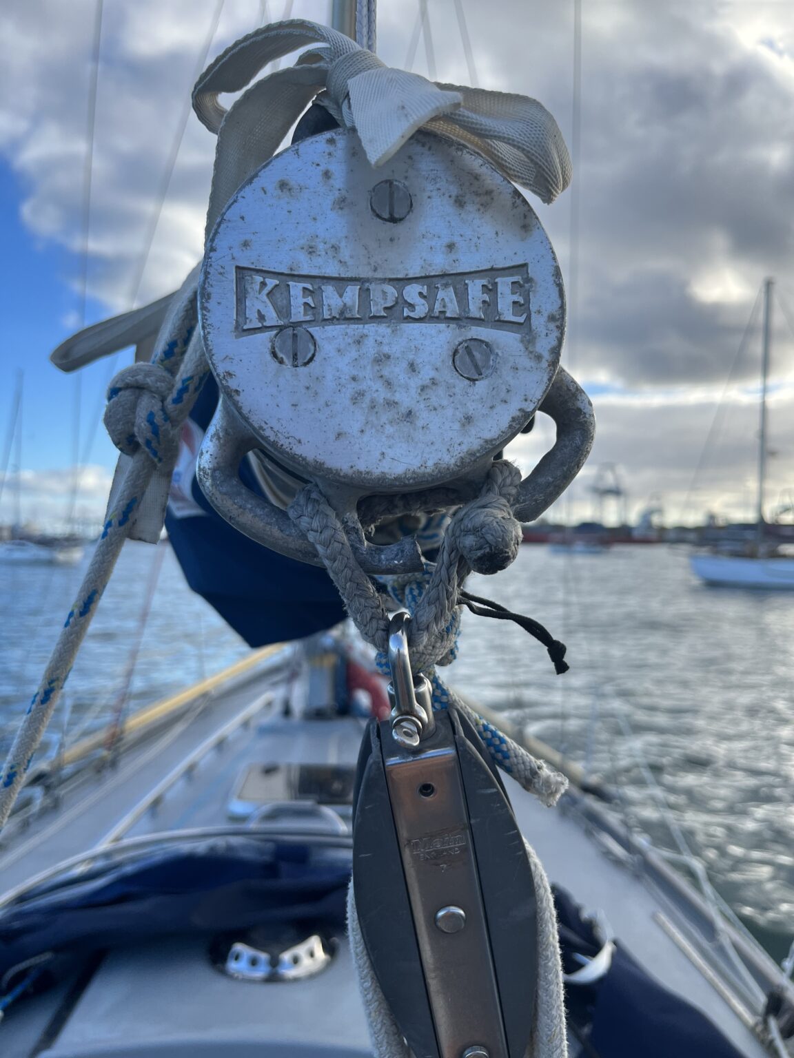 Old Man Sailing – Sailing blog