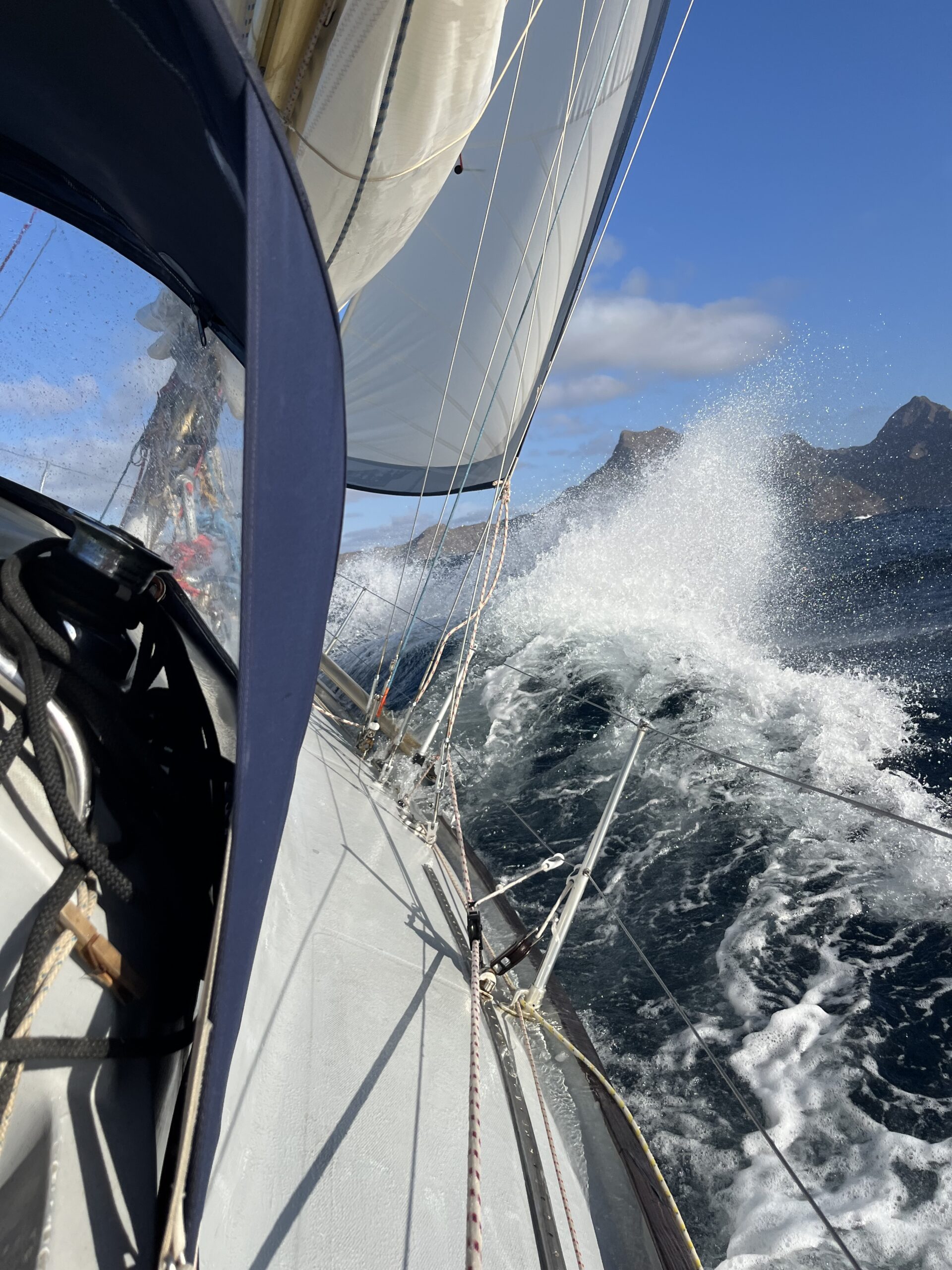 Old Man Sailing – Sailing blog