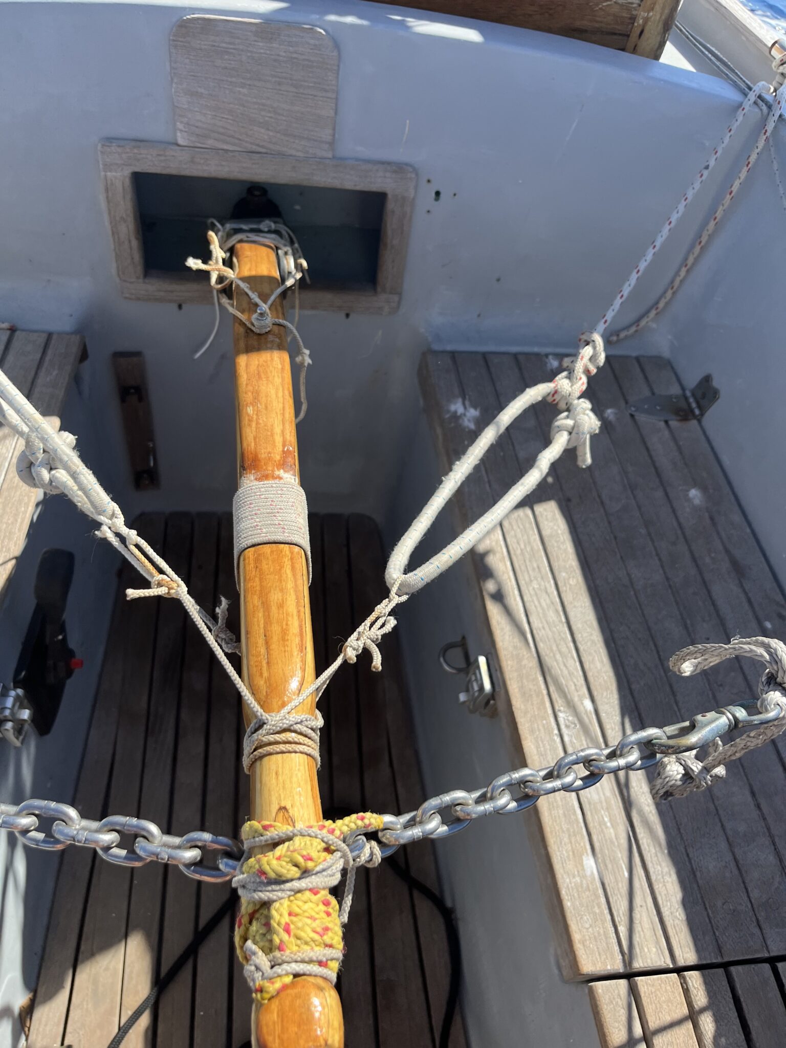 1,500 miles with a broken rudder – Old Man Sailing